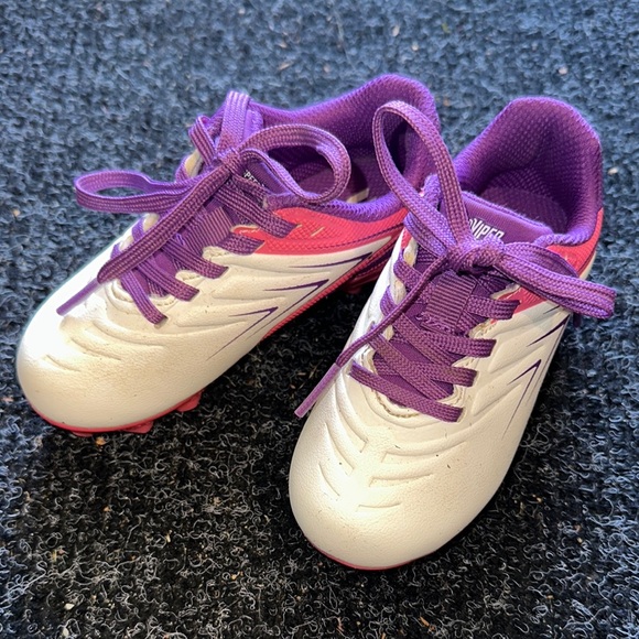 DSG | Shoes | Kids Dsg White And Purple Soccer Shoes Cleats | Poshmark